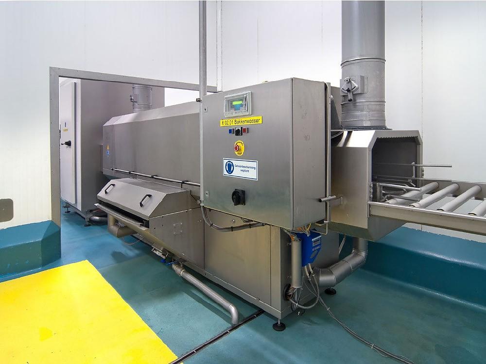 Efficient and energy-efficient box washer from Elpress