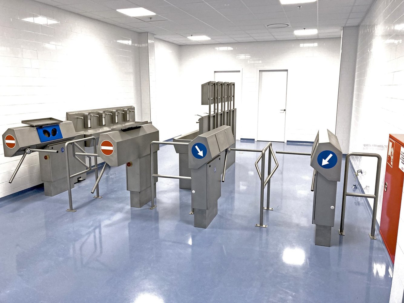 Chemical dispensers (with turnstile) | Elpress