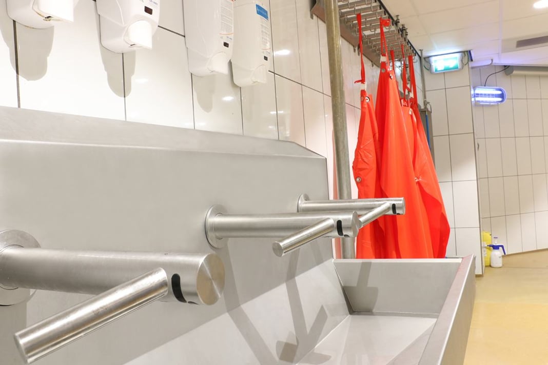Wash basins with hand dryer | Elpress