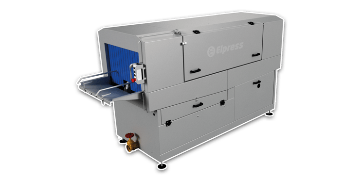 Cleaning CBL crates: besides washing, drying is also an option