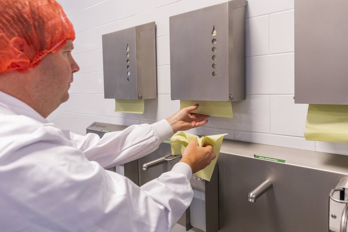 Paper Dispensers | Sustainable and cost-saving solutions | Elpress