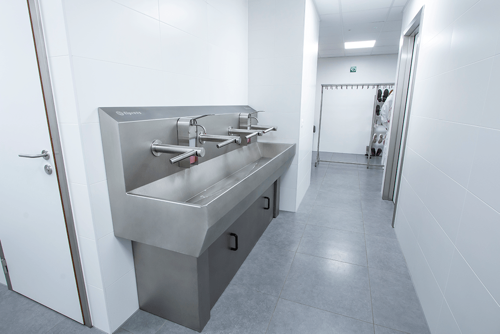 Wash basins with hand dryer | Elpress